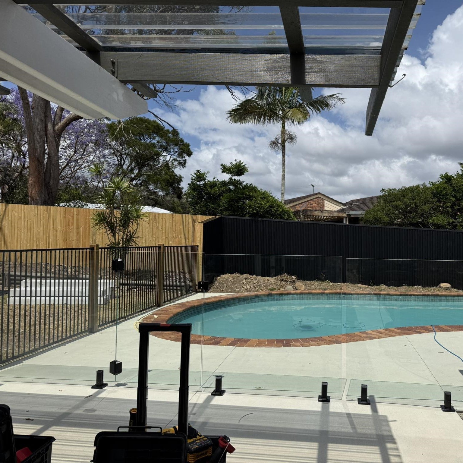 DIY-Friendly Base Plate Spigots: How to Install Glass Pool Fencing Lik ...